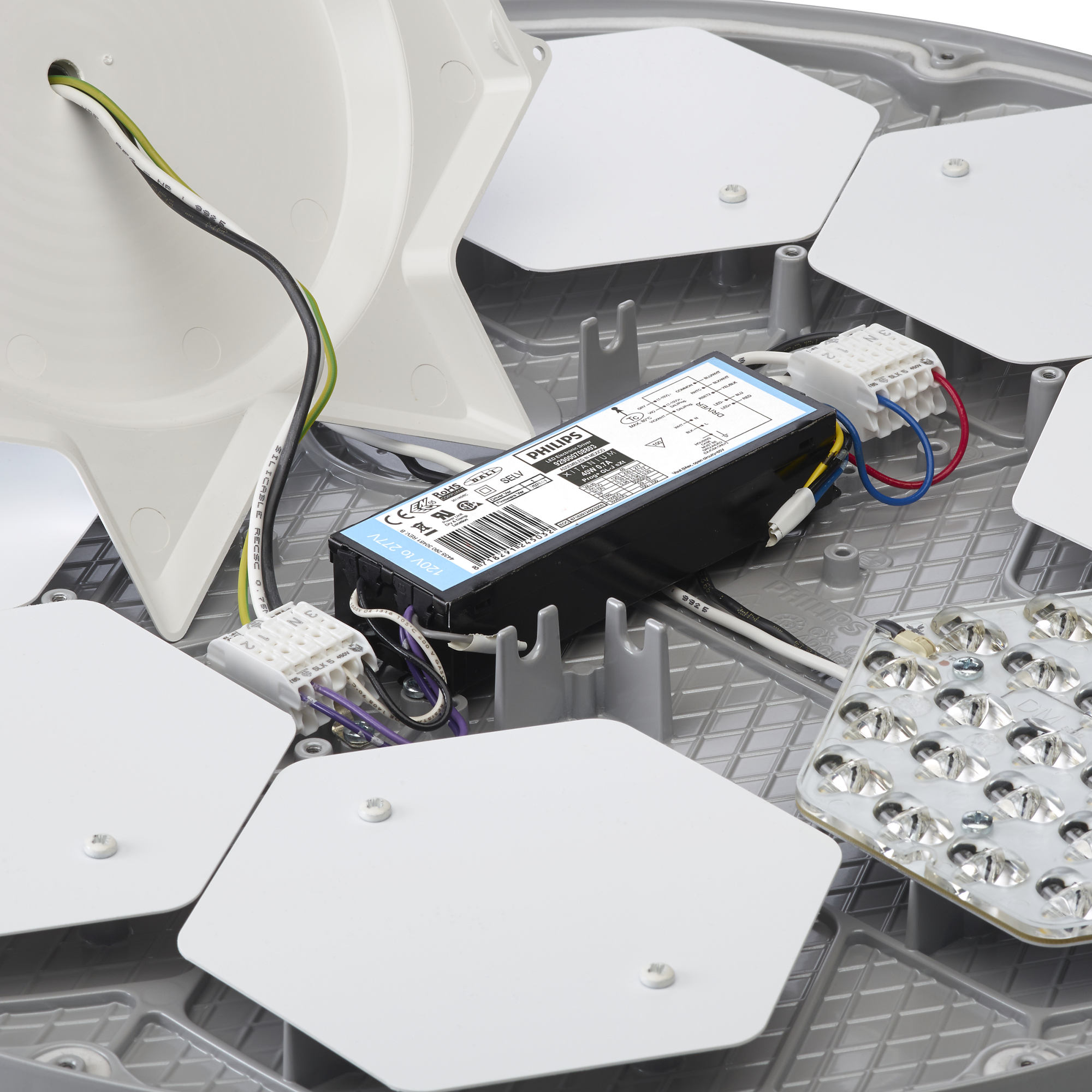 PHILIPS POLE MOUNT. LUMINAIRE BDP102 LED60-/740 II DS PCF LS | Urban ...